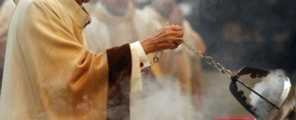 Dimissioni Papa: il cardinale Roger Mahony non molla e twitta: "Sto ...