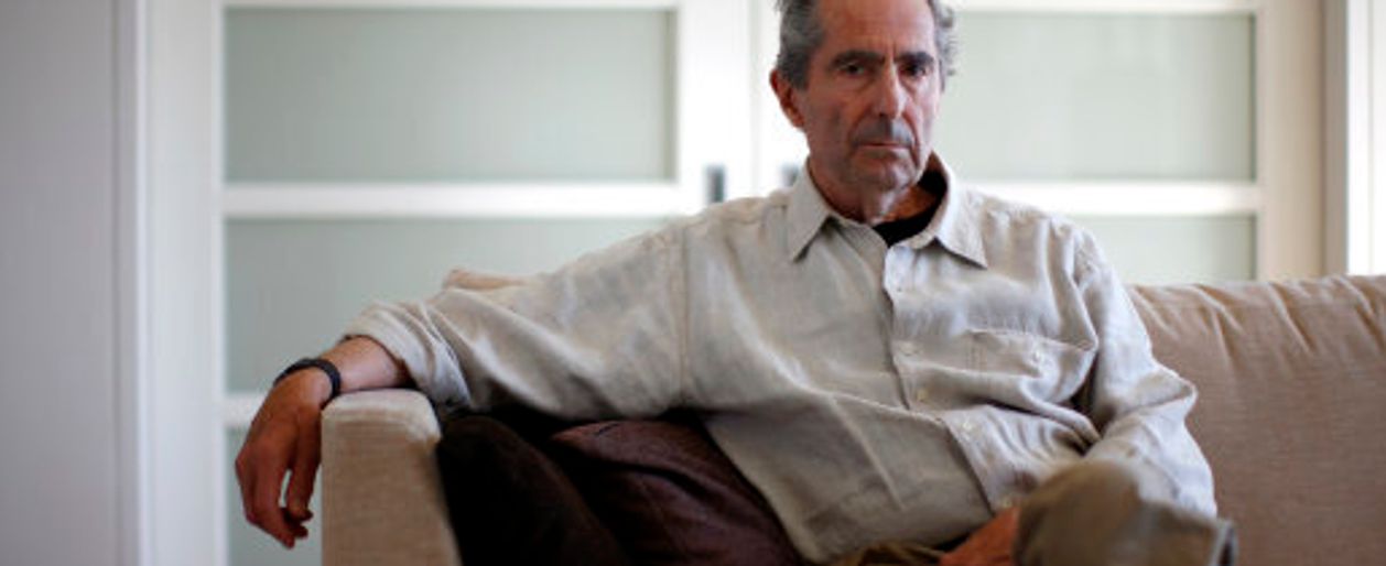 "Philip Roth ha cantato il lato oscuro del sogno americano". Intervista ...