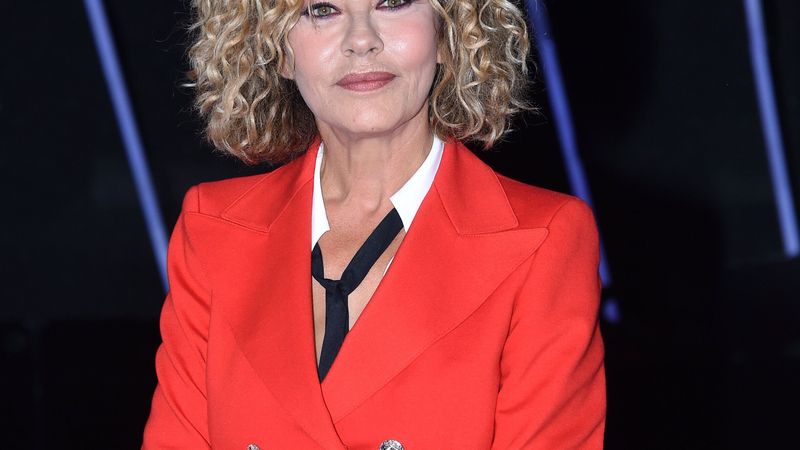 Eva Grimaldi: "Da giovane facevo la benzinaia, ero dislessica e ...