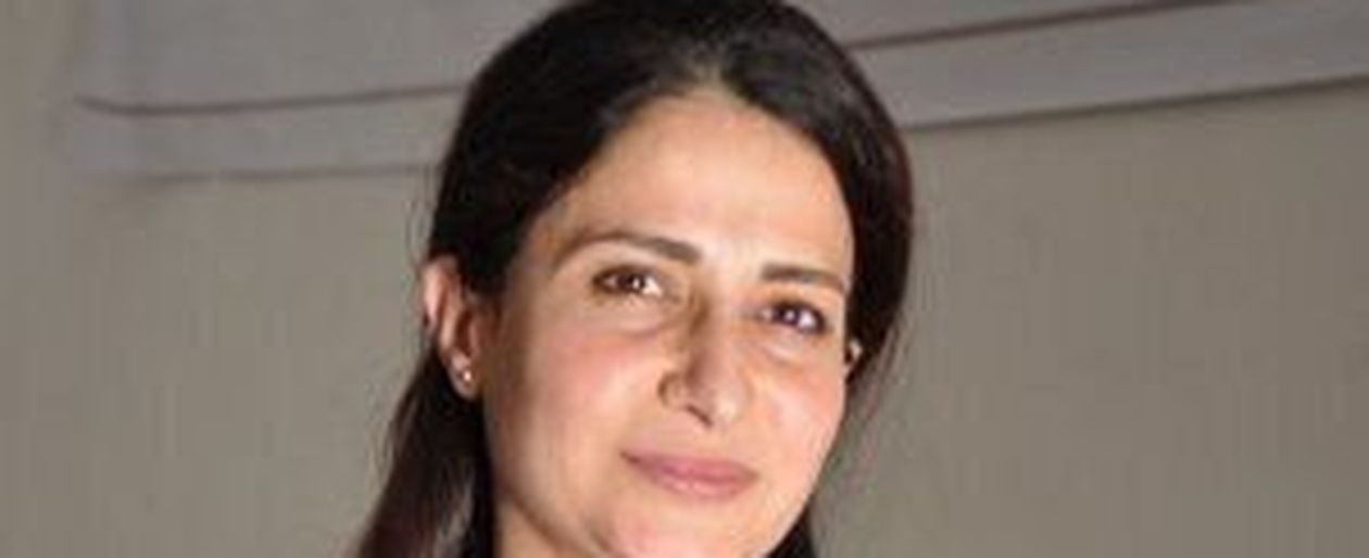 L'attivista per i diritti delle donne Hevrin Khalaf uccisa dai ...