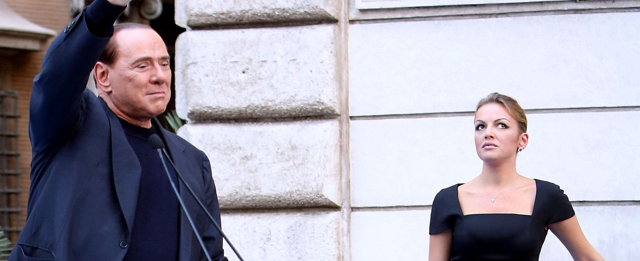 Francesca Pascale: "Vorrò sempre bene al mio presidente. Spero che ...