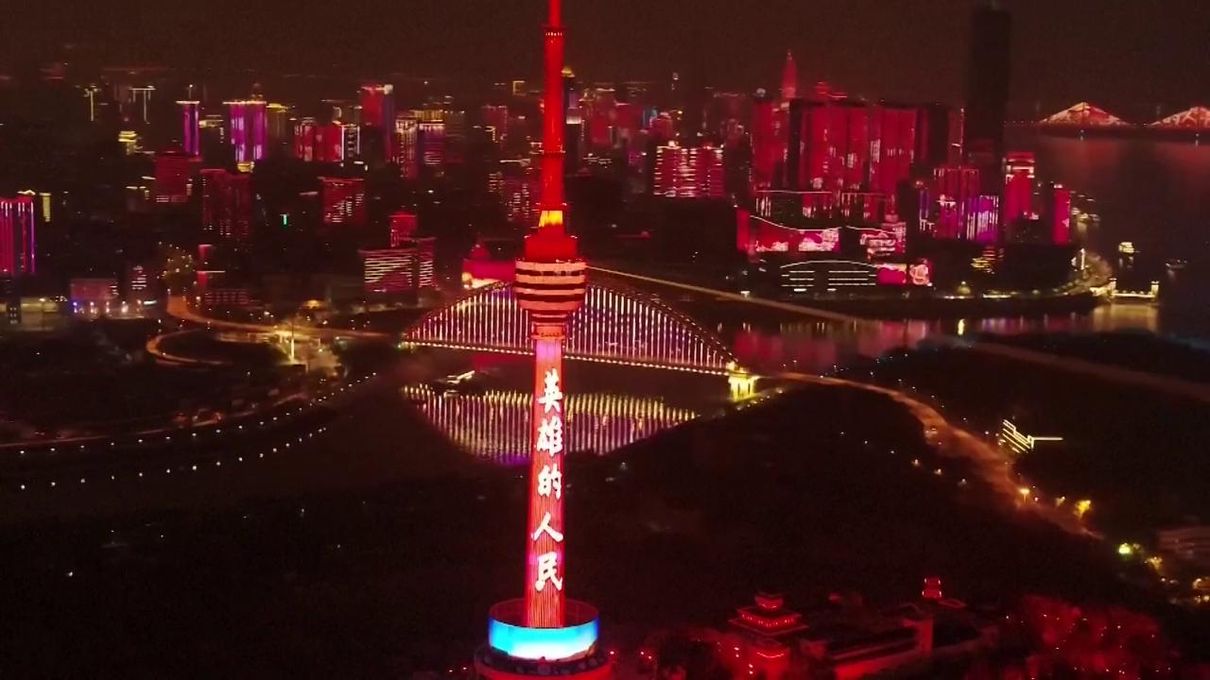 Wuhan rivede le stime dei morti: 1290 in più. In Usa record di 4.591 ...