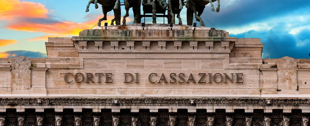 La Cassazione: dare del "frocio" è sempre diffamazione - HuffPost Italia