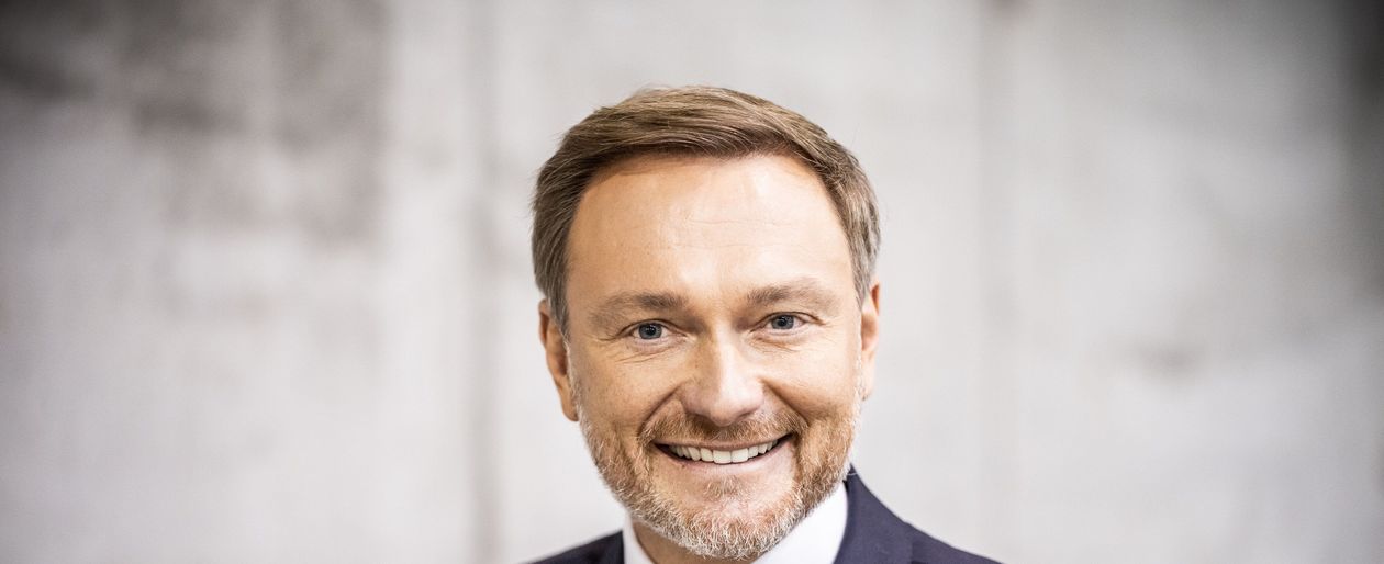 Straniante debutto del ministro Lindner: "Riforme greche modello per la ...