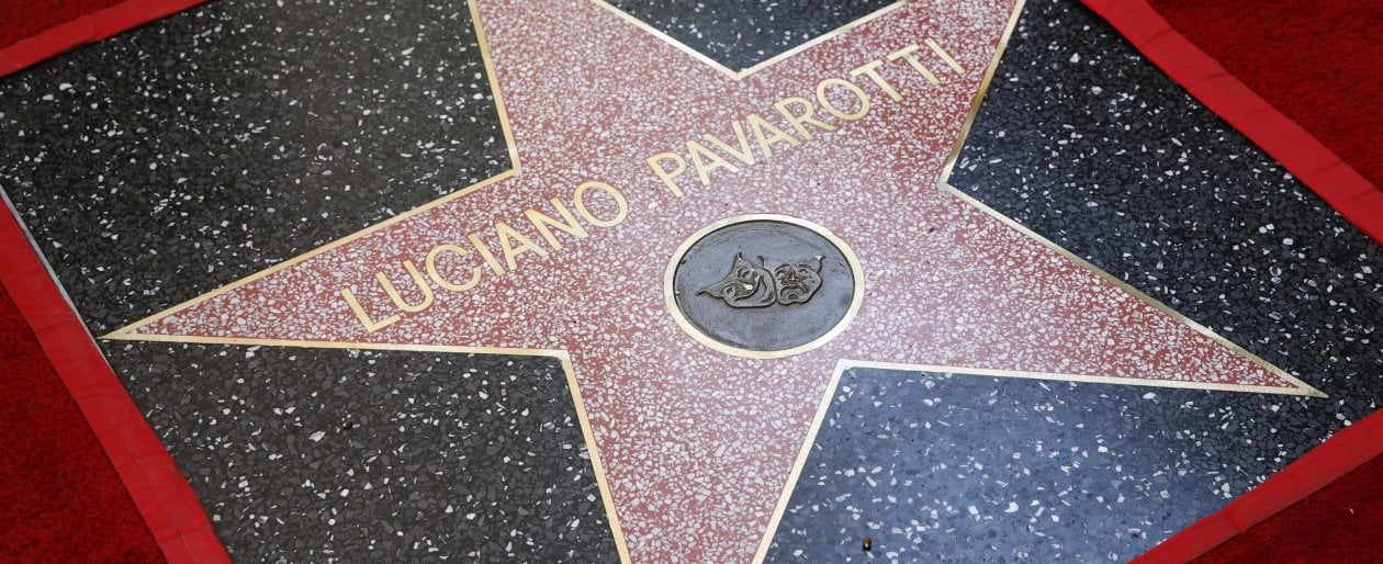 La stella per Luciano Pavarotti sulla Hollywood Walk of Fame - HuffPost ...