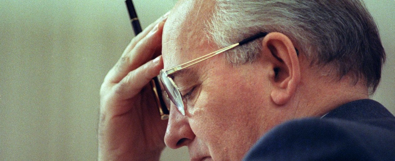 Gorbaciov ad Assisi, da uomo di dialogo e di pace - HuffPost Italia