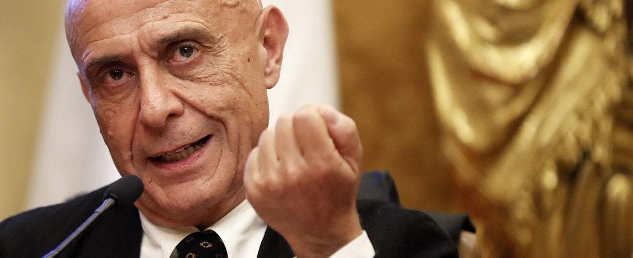 Marco Minniti a Huffpost: "Si vedono i primi bagliori della caduta di ...