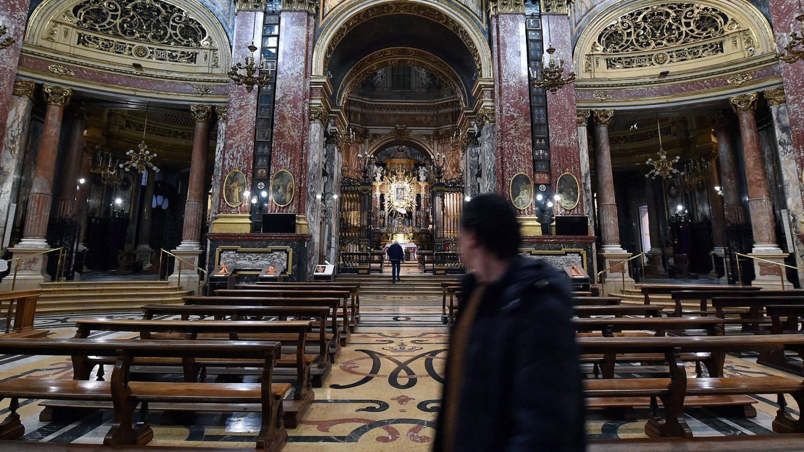 L'era della post cristianità. Le chiese vuote, tra carenza di fedeli e ...