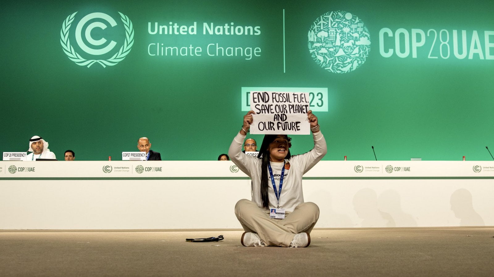 Cop28 a rischio fallimento: nella nuova bozza di accordo salta l'uscita ...