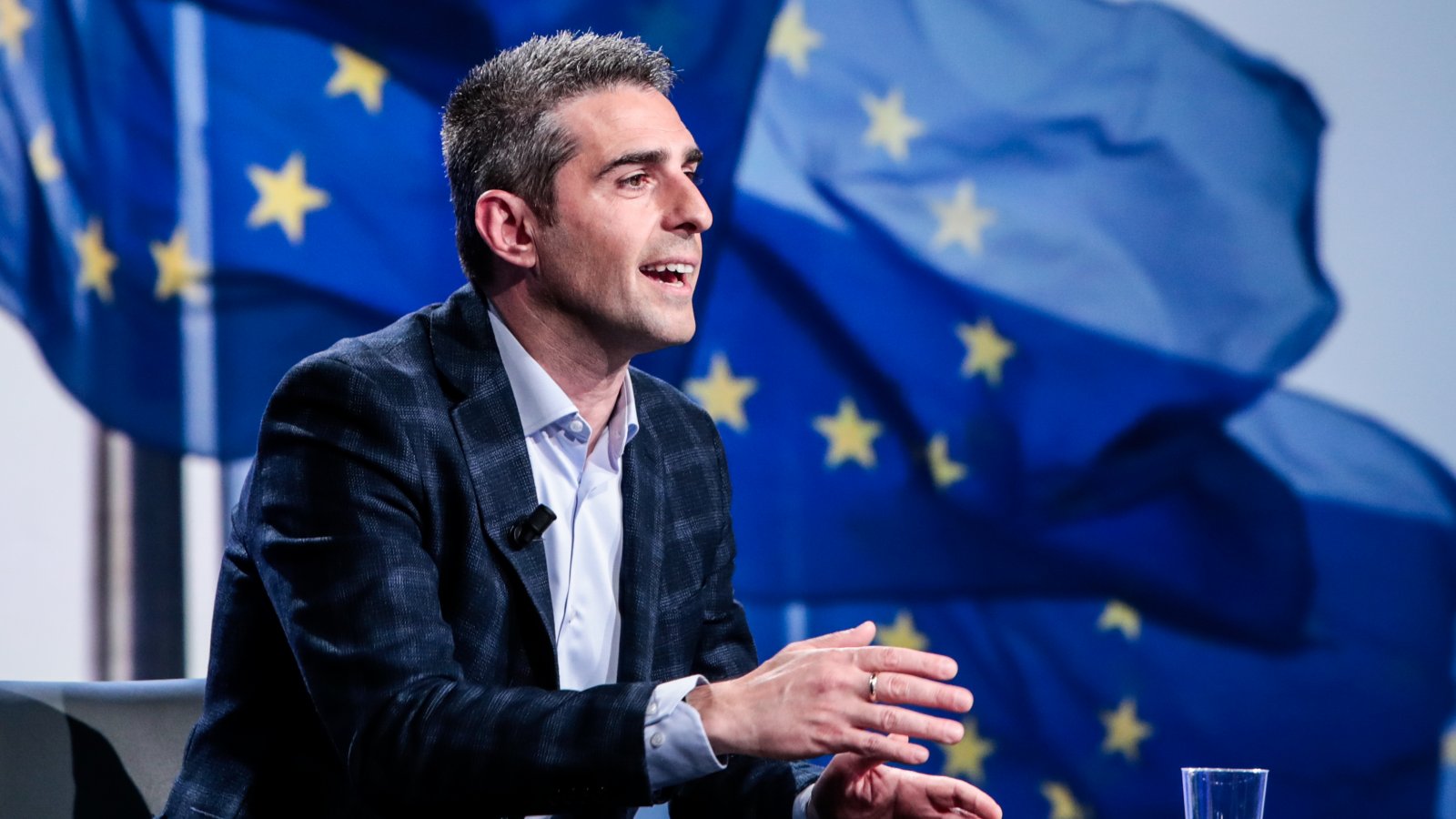 Federico Pizzarotti: "Renzi ci ha colonizzato. Ma i giochi non sono ...