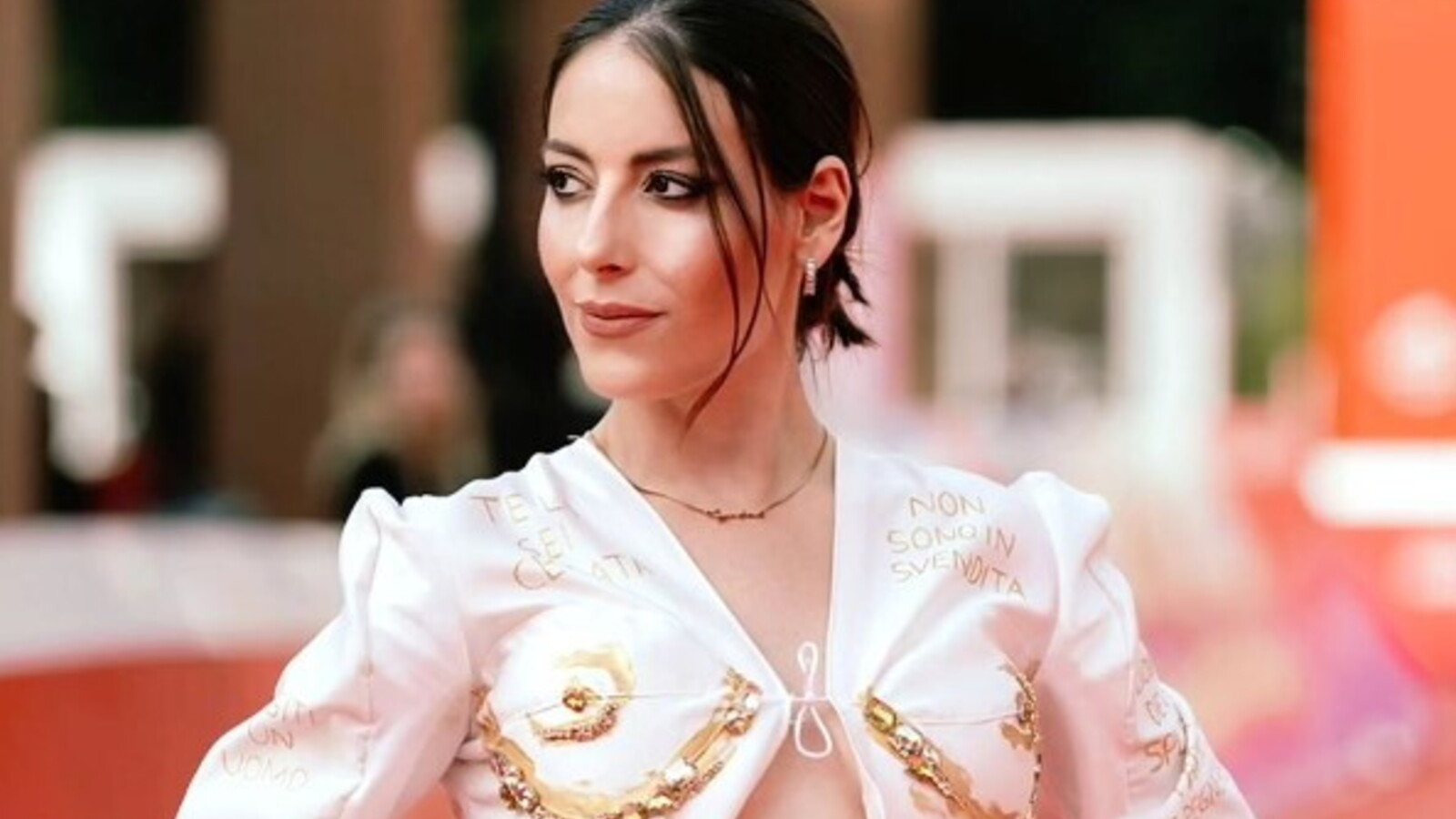 Stefania Secci: "Quel fotografo ha molestato me e tante donne. Dopo ore ...