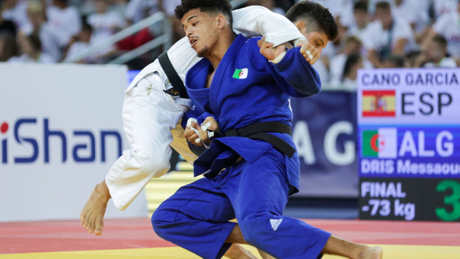 Judoka algerino sale di peso per non incontrare l'avversario israeliano ...