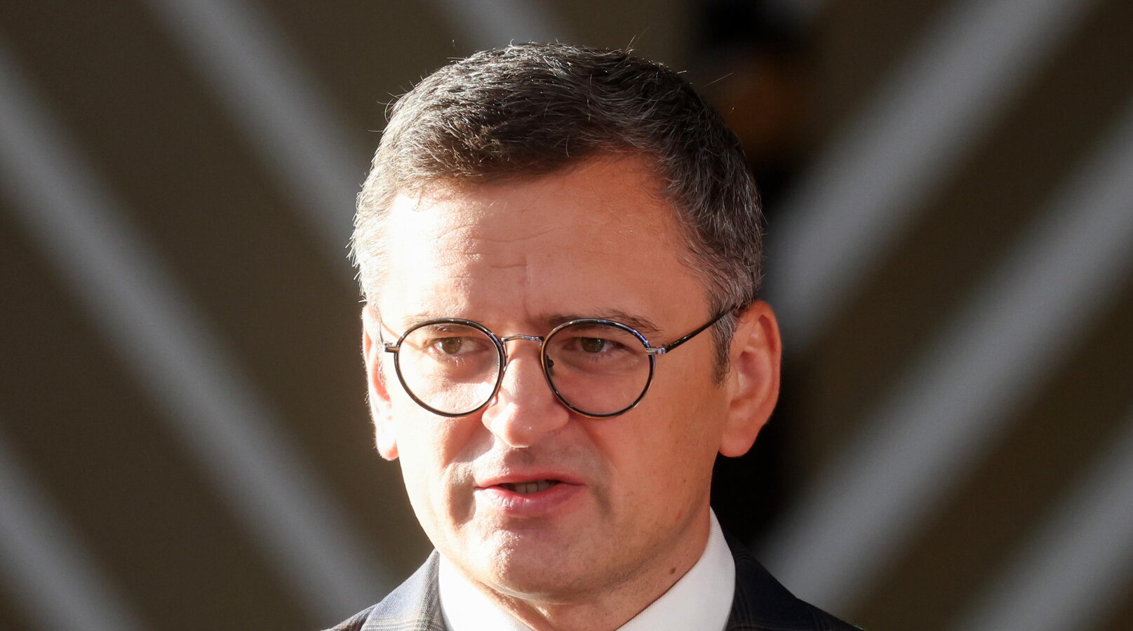 Si dimette mezzo governo ucraino, salta anche Kuleba agli Esteri. E ...