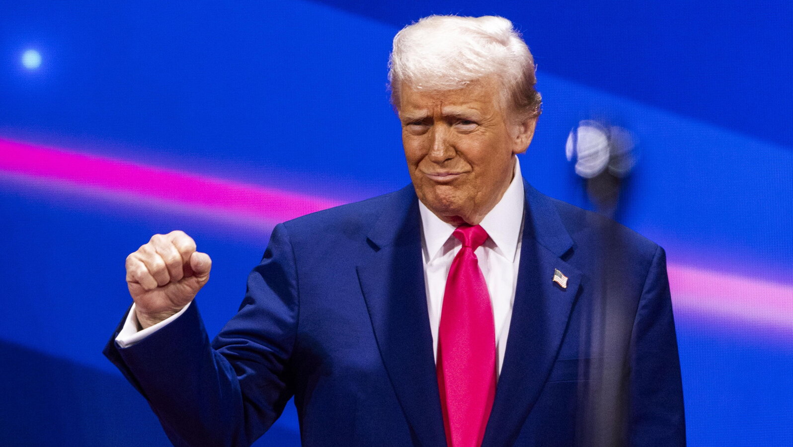 L'azzardo di Trump: piegando l'Europa, piega anche un po' sé stesso ...