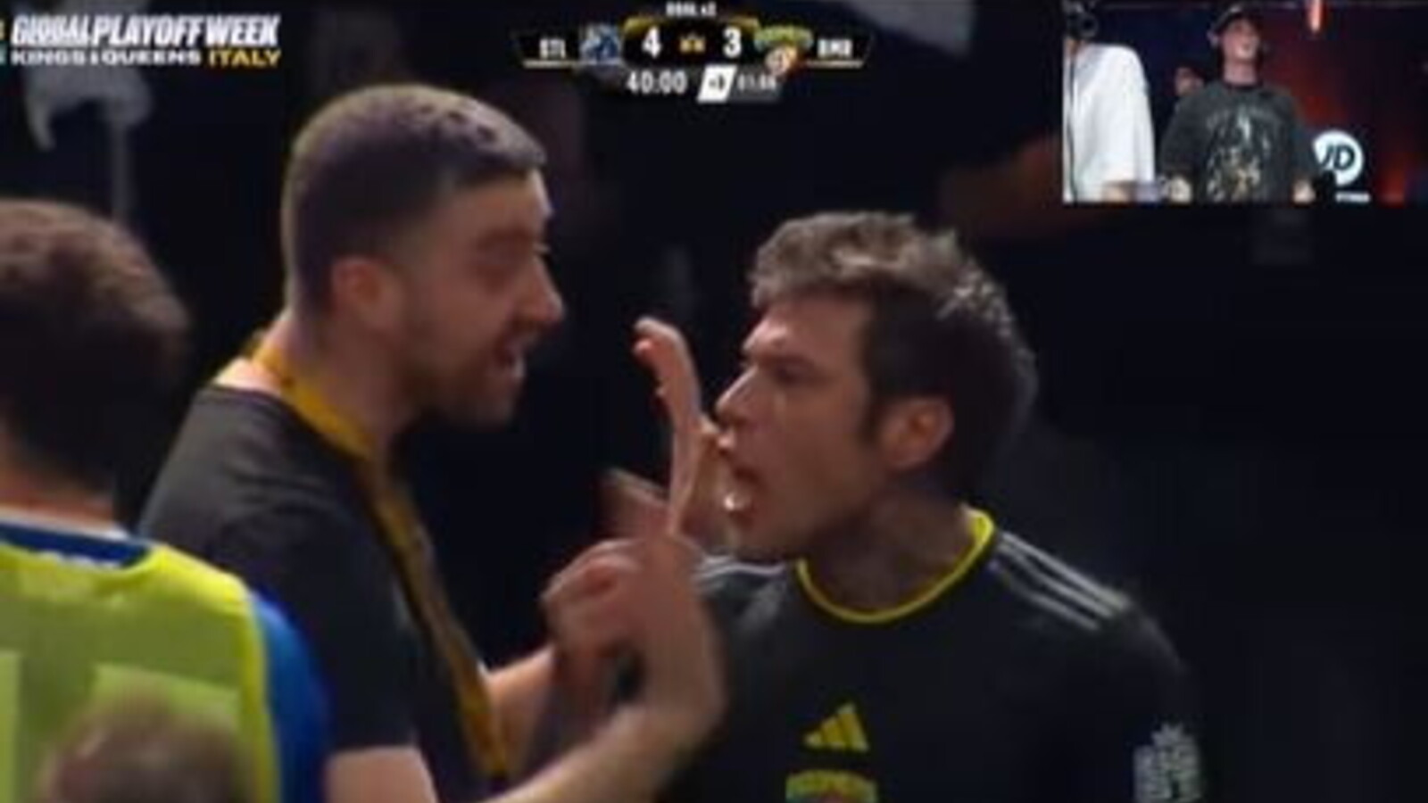 Rissa sfiorata tra Fedez e Blur alla partita di calcio, Bonucci ...