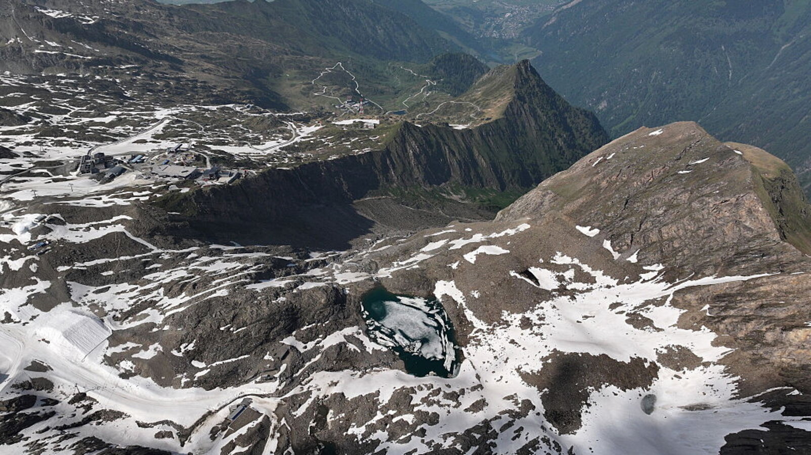 In 20 anni sulle Alpi sono evaporati 50 km cubi di ghiaccio. Come due ...