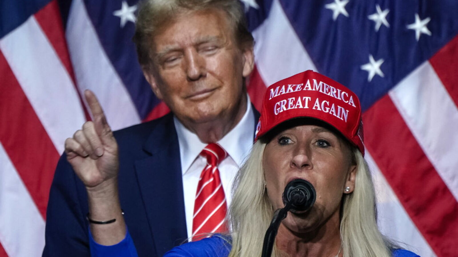 Scissione. Sugli Epstein files è rottura totale tra Trump e la sua più ...