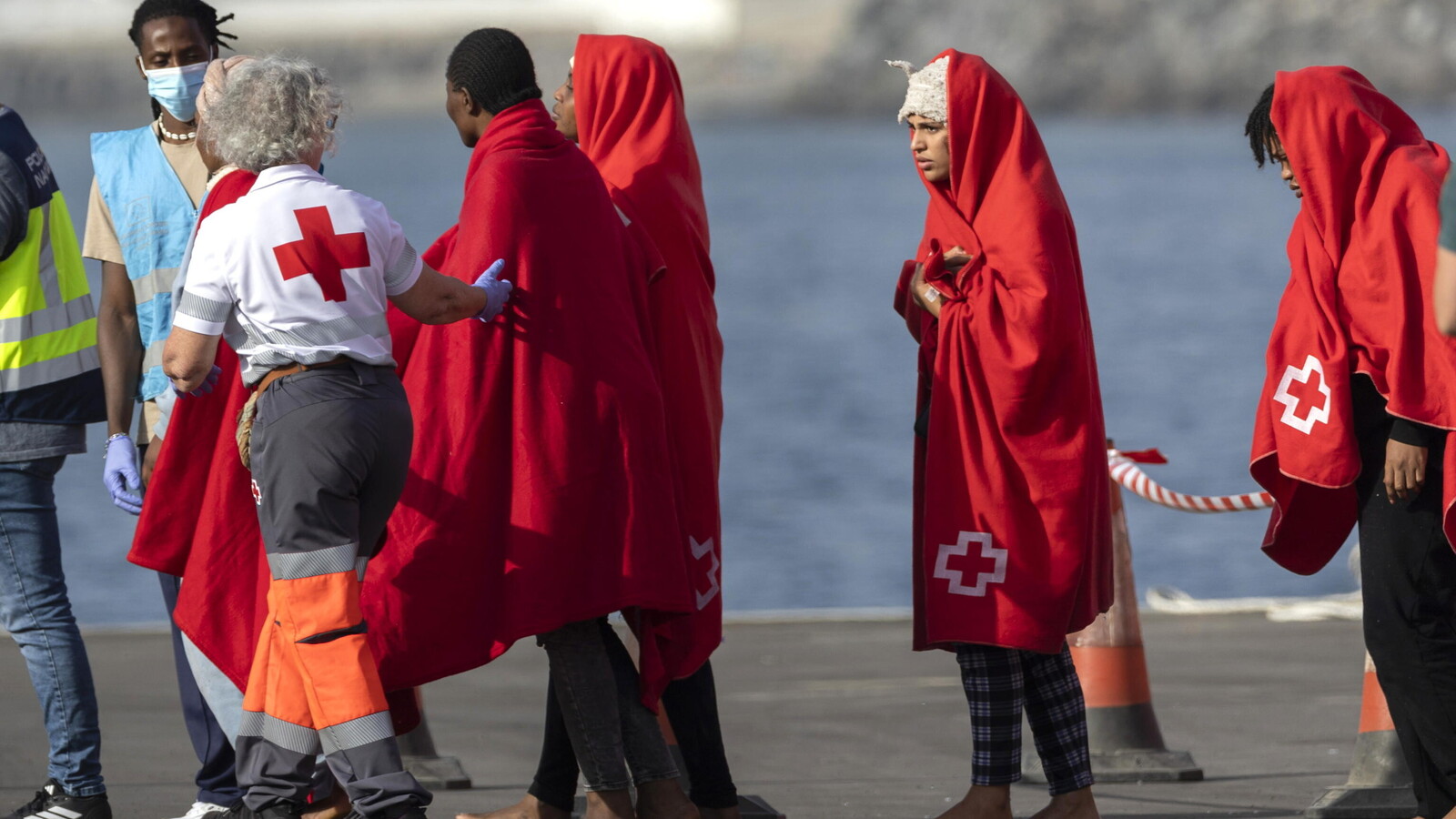 Dazi più alti per i paesi terzi che non si riprendono i migranti: l’Ue ...