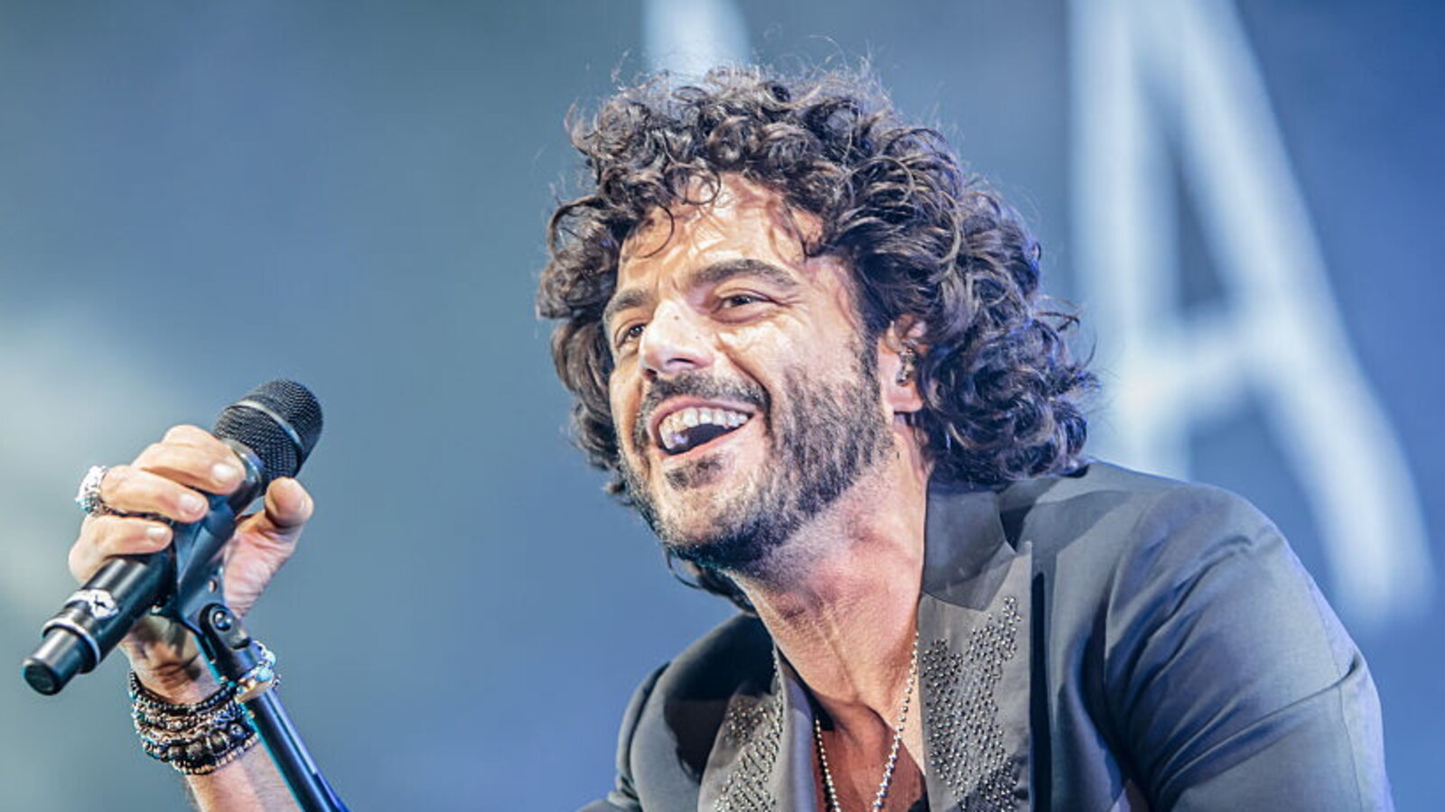 Francesco Renga: "Persa mia madre ho iniziato a fuggire. L'ho fatto ...