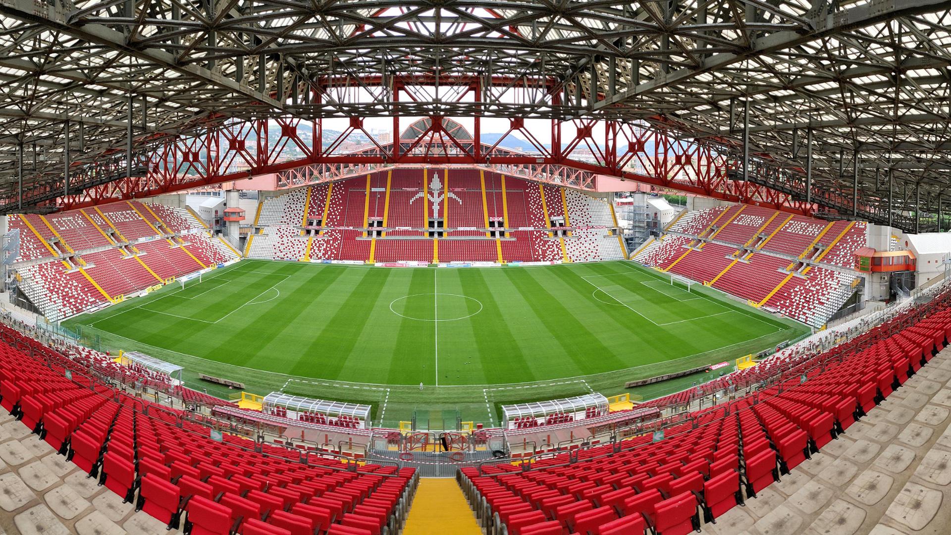 Rissa allo stadio Rocco di Trieste, indagini in corso. Sei tifosi a ...