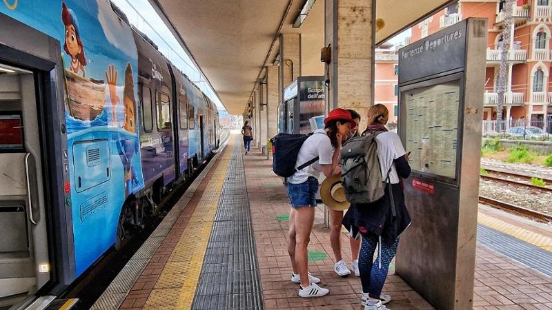 Viaggio nelle stazioni di riviera, Chiavari vanta 154 anni ben portati ...