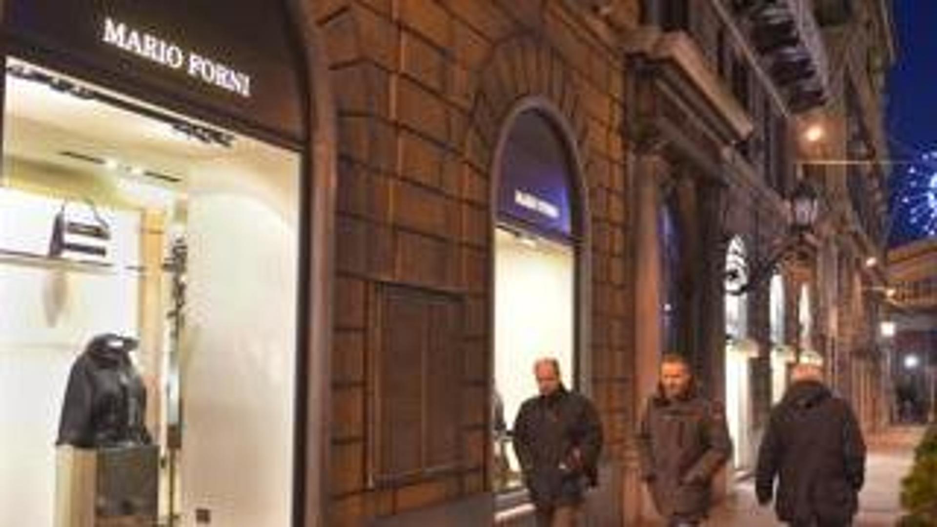 Moda, Mario Forni chiude e cede il passo in via Roma - Il Secolo XIX