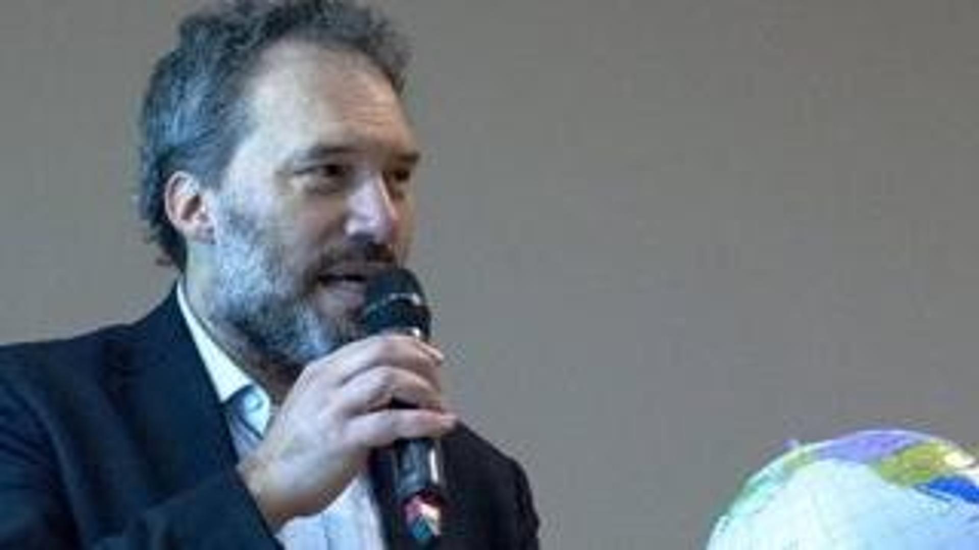 Il sismologo Solarino: «I libri scolastici insegnino come proteggersi ...
