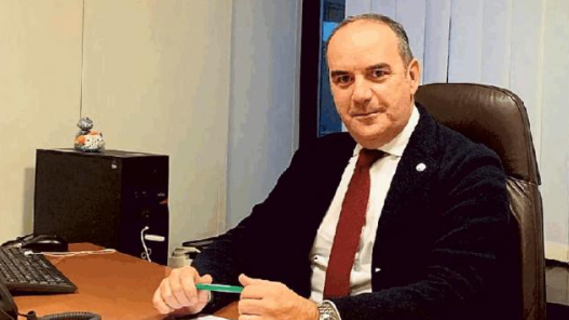 Servizi funebri alla Spezia, minacce al consigliere regionale Davide ...