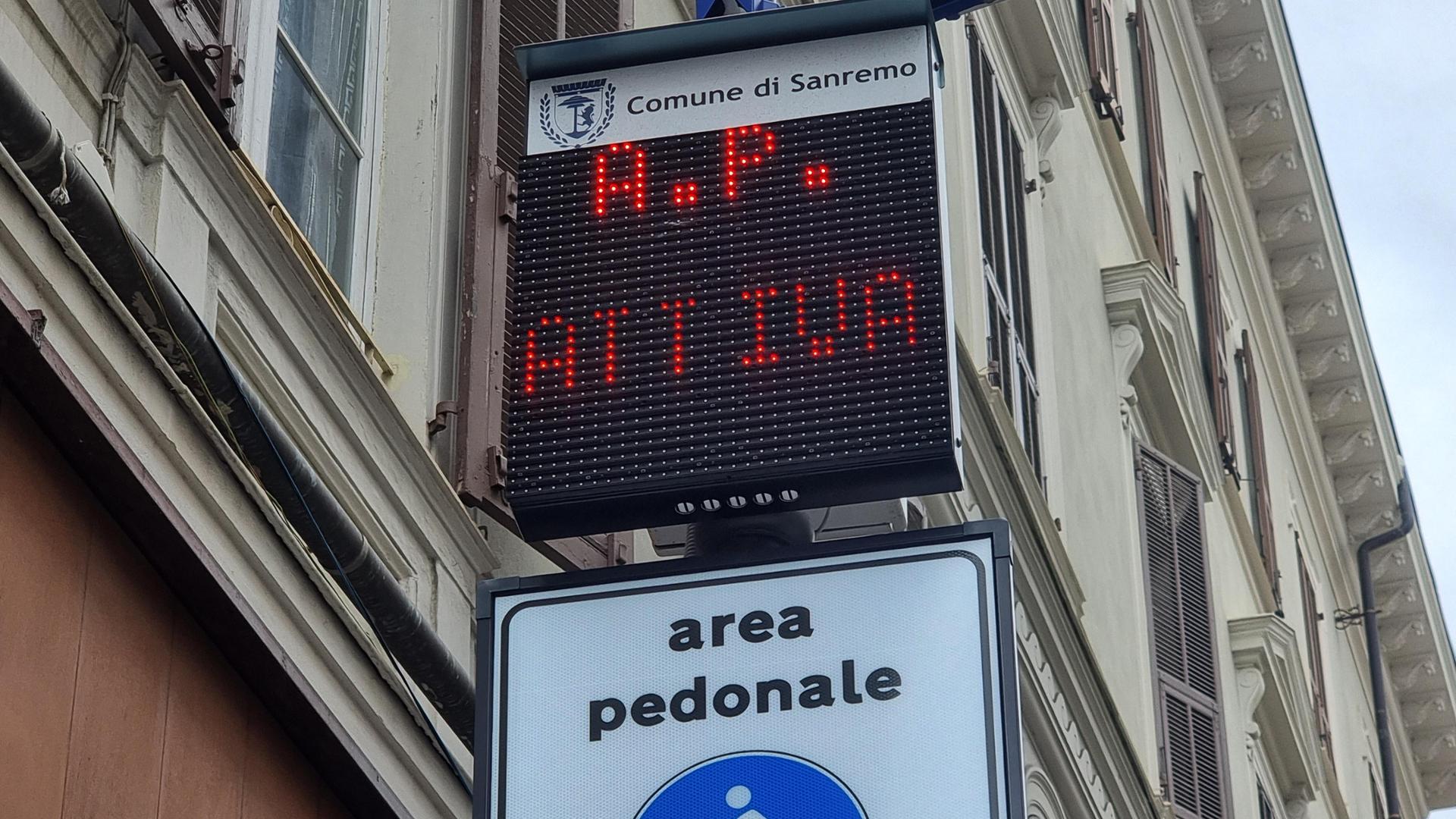 Sanremo, diventa operativa la Ztl in centro. Multe da 83 euro ai ...