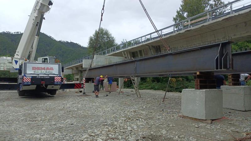 Beverino, proseguono i lavori al ponte di Cavanella Vara: arrivate in ...