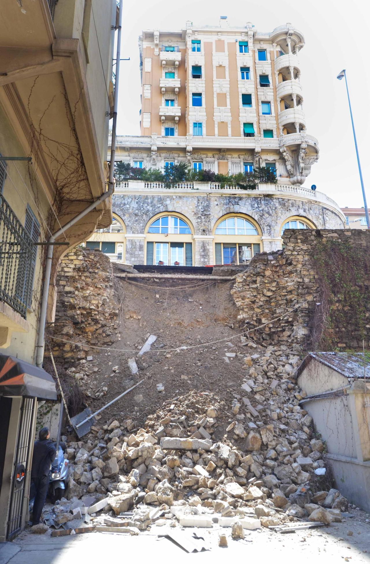 Genova frana: da via Digione a Castelletto mezzo secolo di crolli in ...