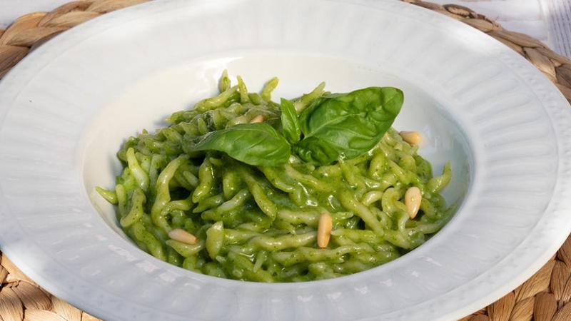 Un piatto di pasta lungo 120 anni: benvenuti in Paradiso - Il Secolo XIX