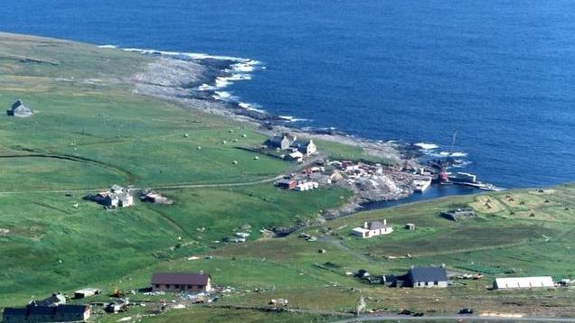 Foula, l’isola delle Shetland scozzesi dove Natale arriva “in ritardo ...