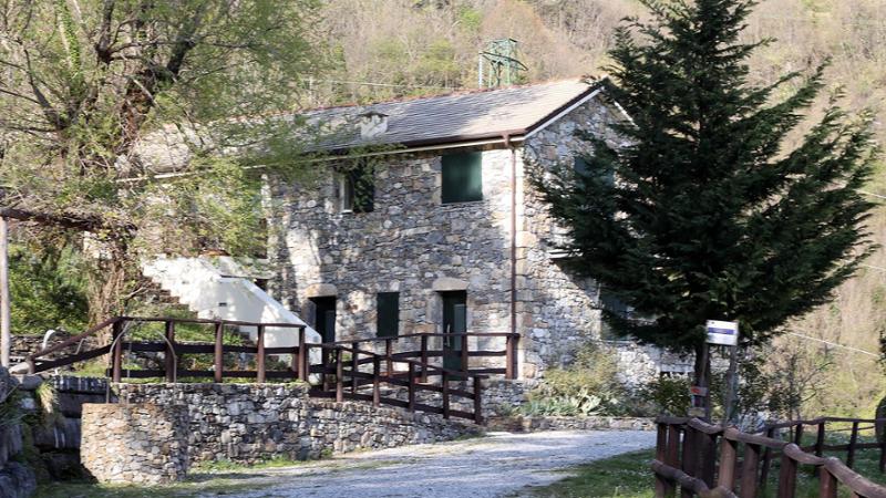 Anidra, asta ancora deserta. Nessuno acquista il centro - Il Secolo XIX