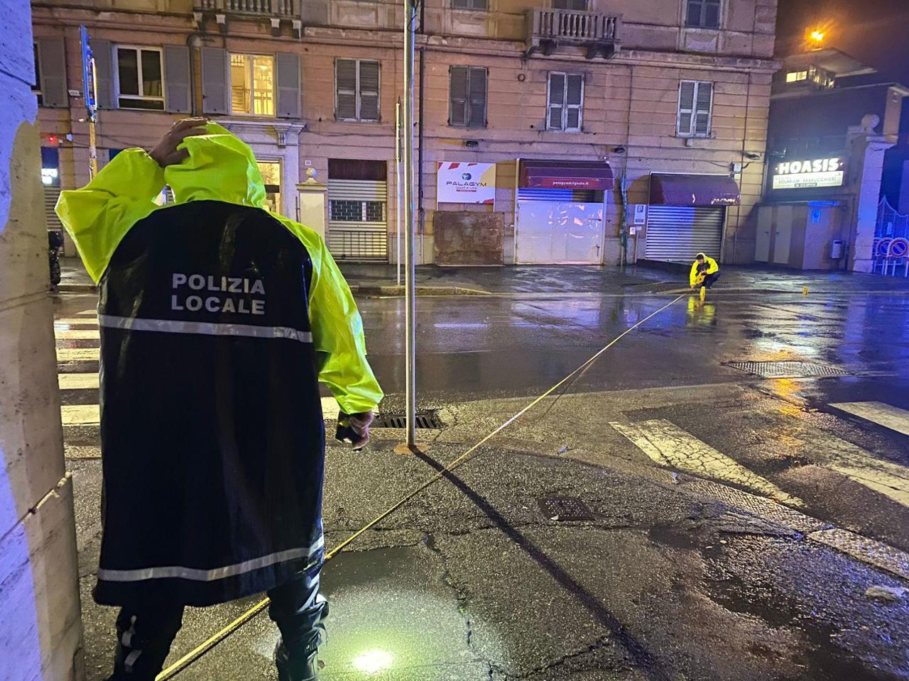 Genova, donna travolta e uccisa da un’auto sulle strisce pedonali in ...
