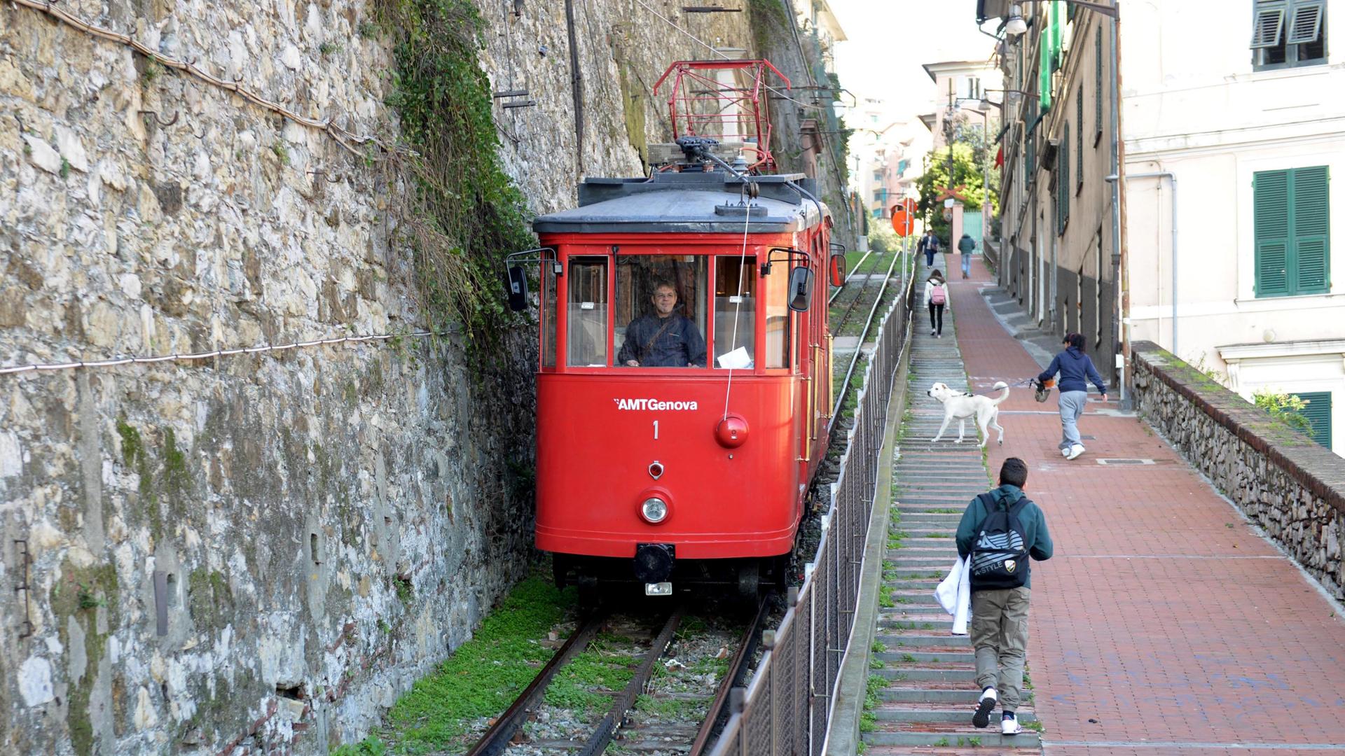 Genova, la cremagliera Principe-Granarolo chiusa per lavori tutto il ...