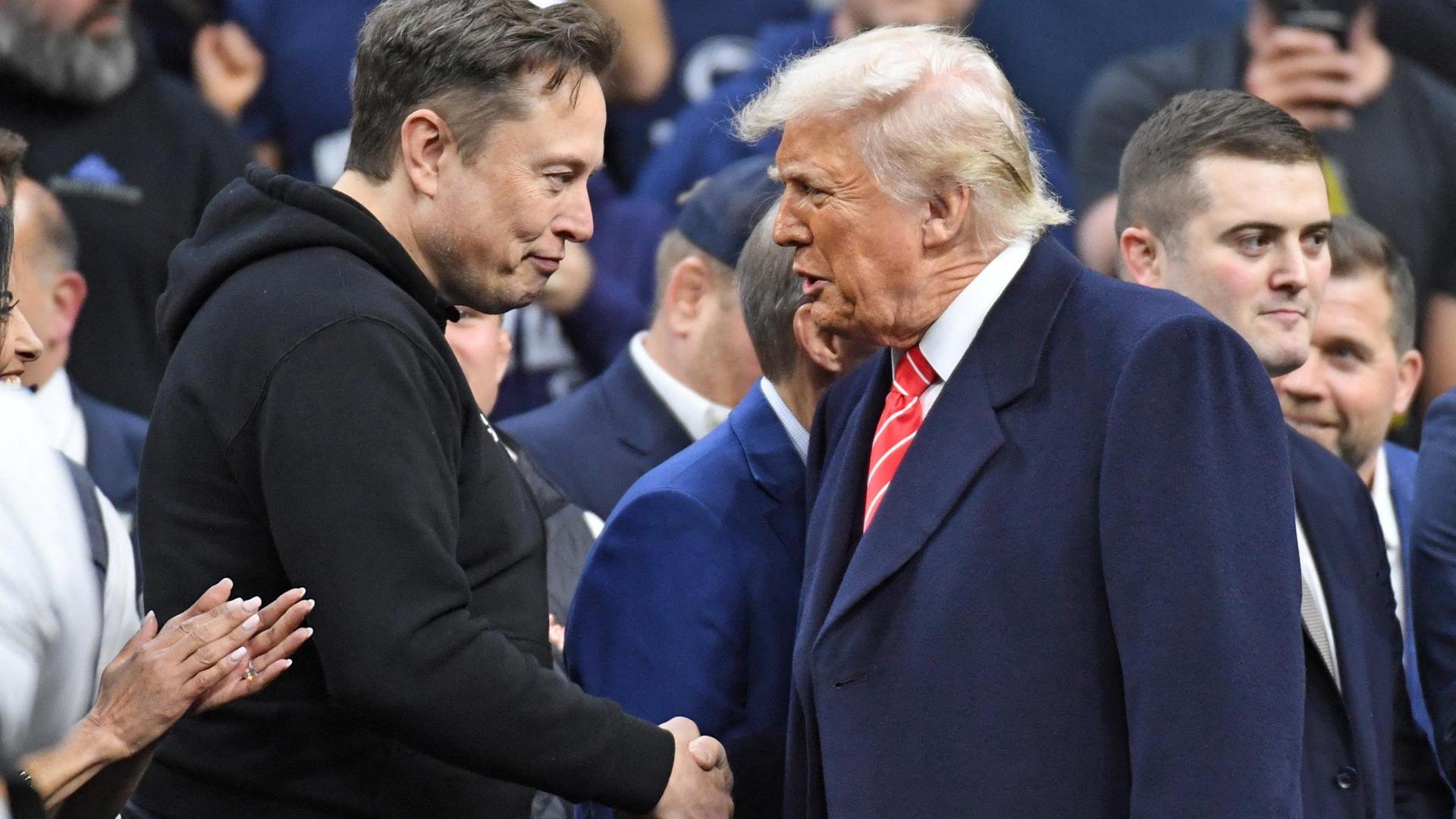 Elon Musk fonda l'America Party e conferma la separazione da Donald ...