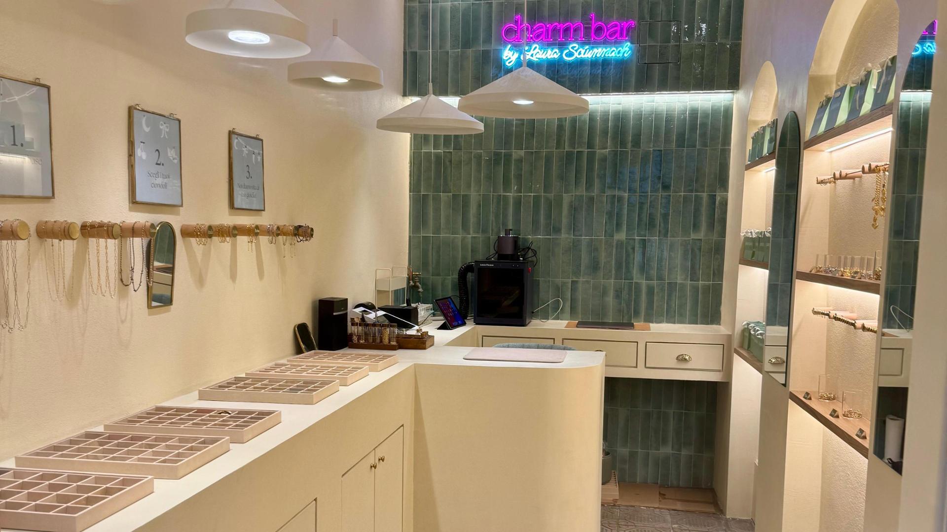 Commercio, a Genova apre il primo Charm bar: le nuove tendenze sbarcano ...