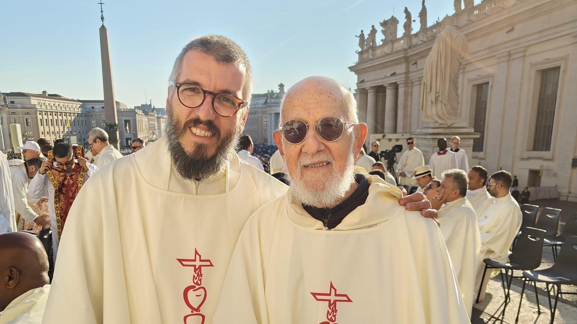 Due frati Cappuccini di Savona celebrano messa con Papa Leone a Roma ...
