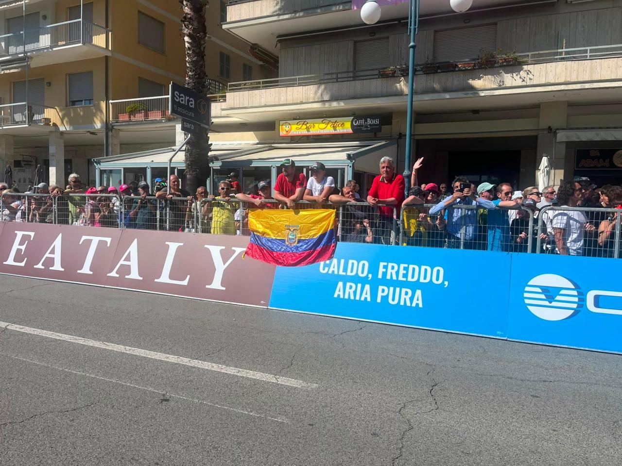 Giro d’Italia, a Chiavari trionfa l’ecuadoriano Narvaez. E brilla il ...