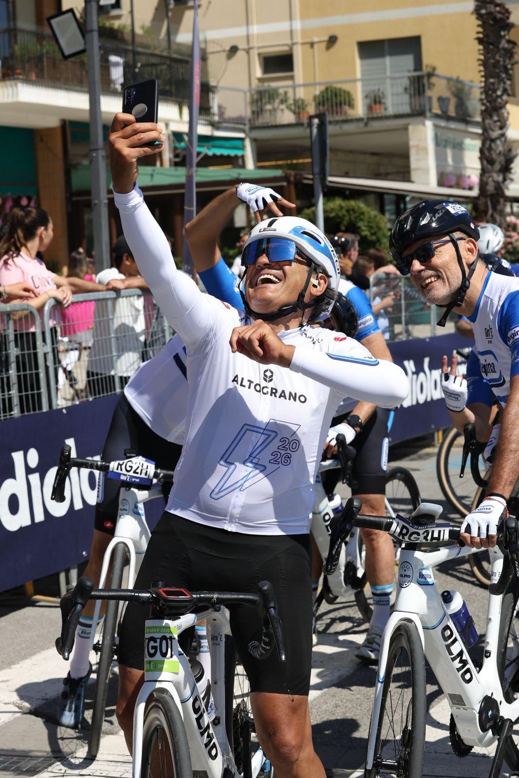 Giro d’Italia, a Chiavari trionfa l’ecuadoriano Narvaez. E brilla il ...