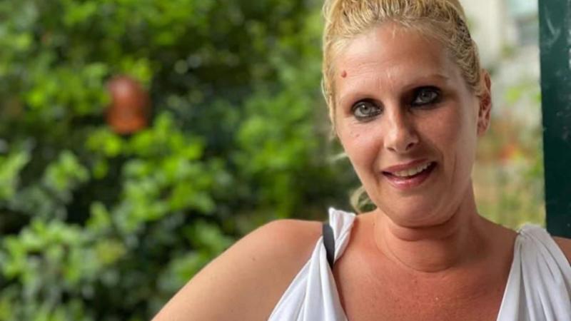 Beatrice, una violenza senza limiti: ciocche di capelli strappate e ...