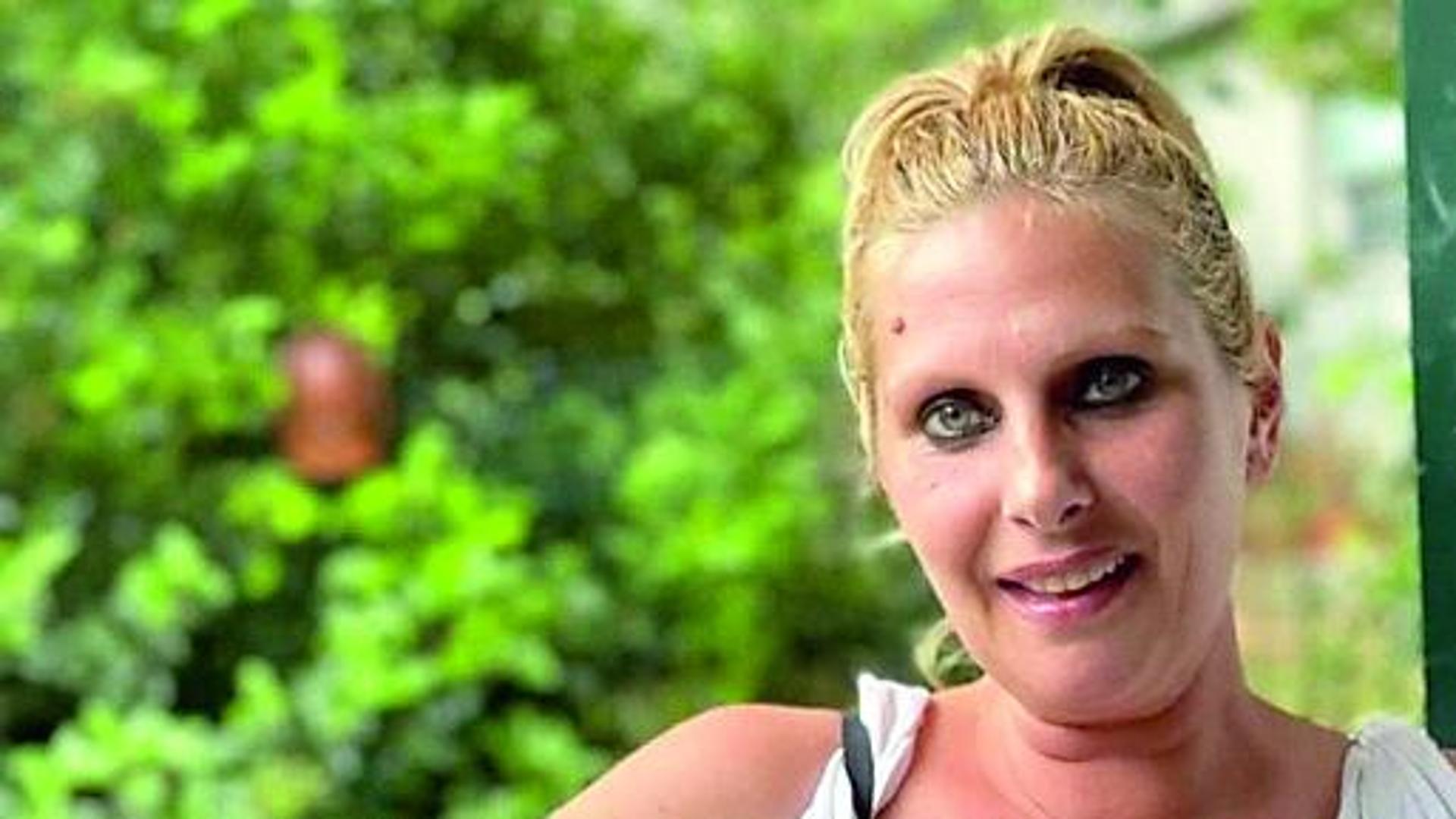 “Voglio dire addio alla mia Bea”: la madre ammessa al funerale della ...