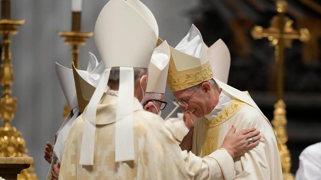 Monsignor Marini ordinato vescovo dal Papa, dalla diocesi di Tortona ...