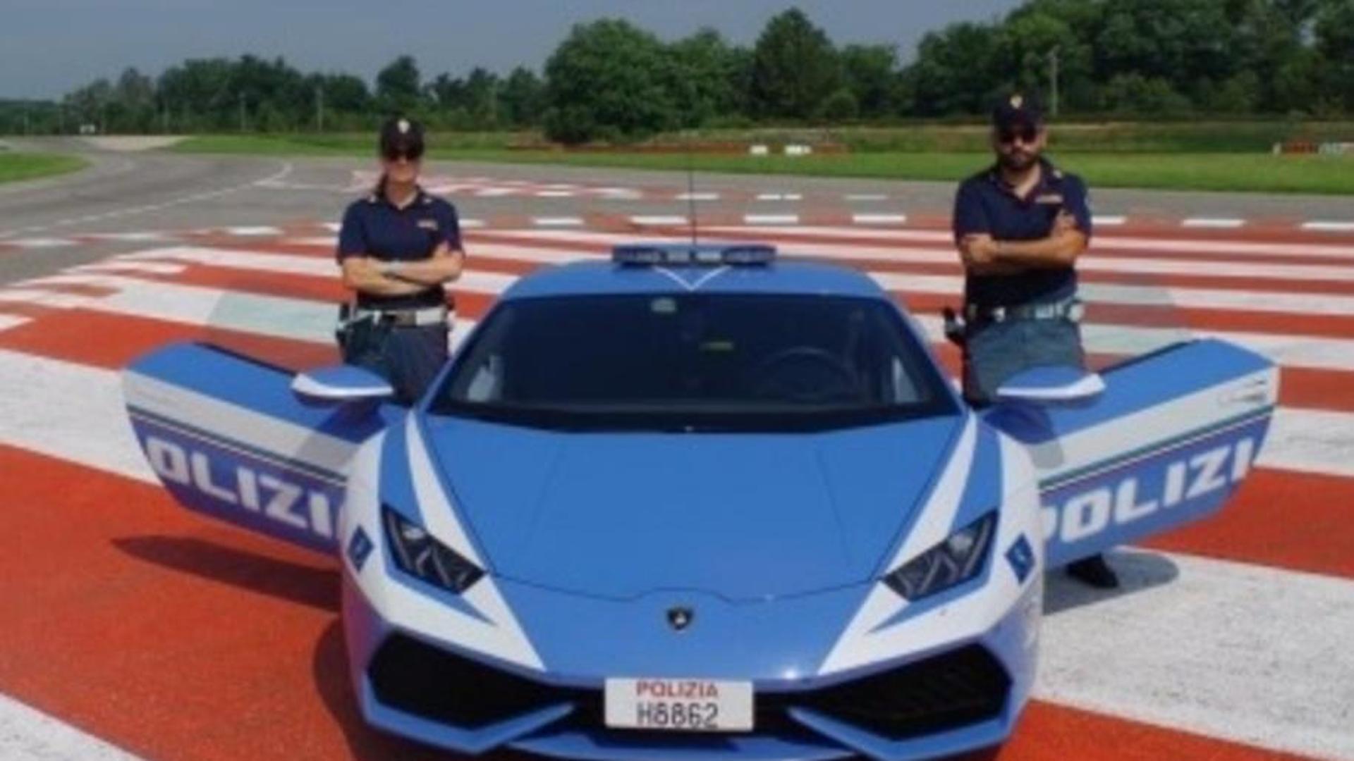 La «Lambo» della polizia a Vairano - La Provincia Pavese
