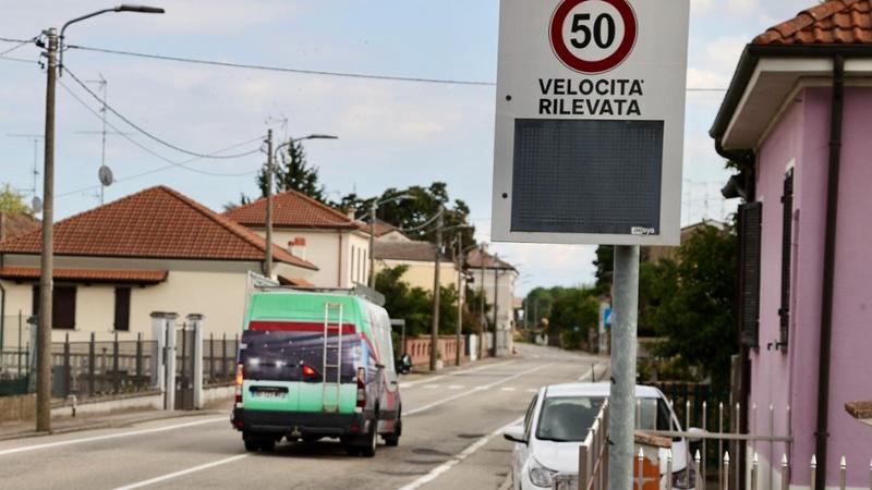 Sant’Angelo chiuderà ai mezzi pesanti la strada principale - La ...