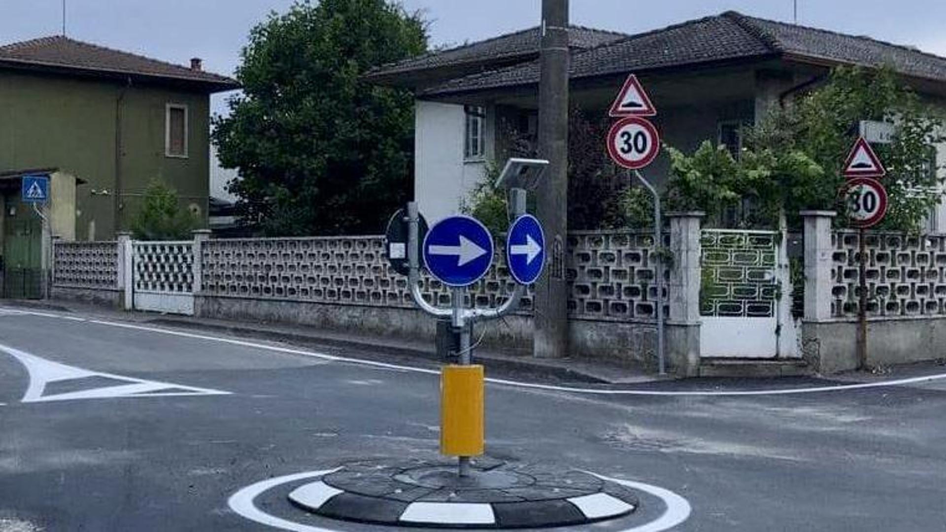 Dorno dimezza la tassa sui dehors per i mesi estivi - La Provincia Pavese