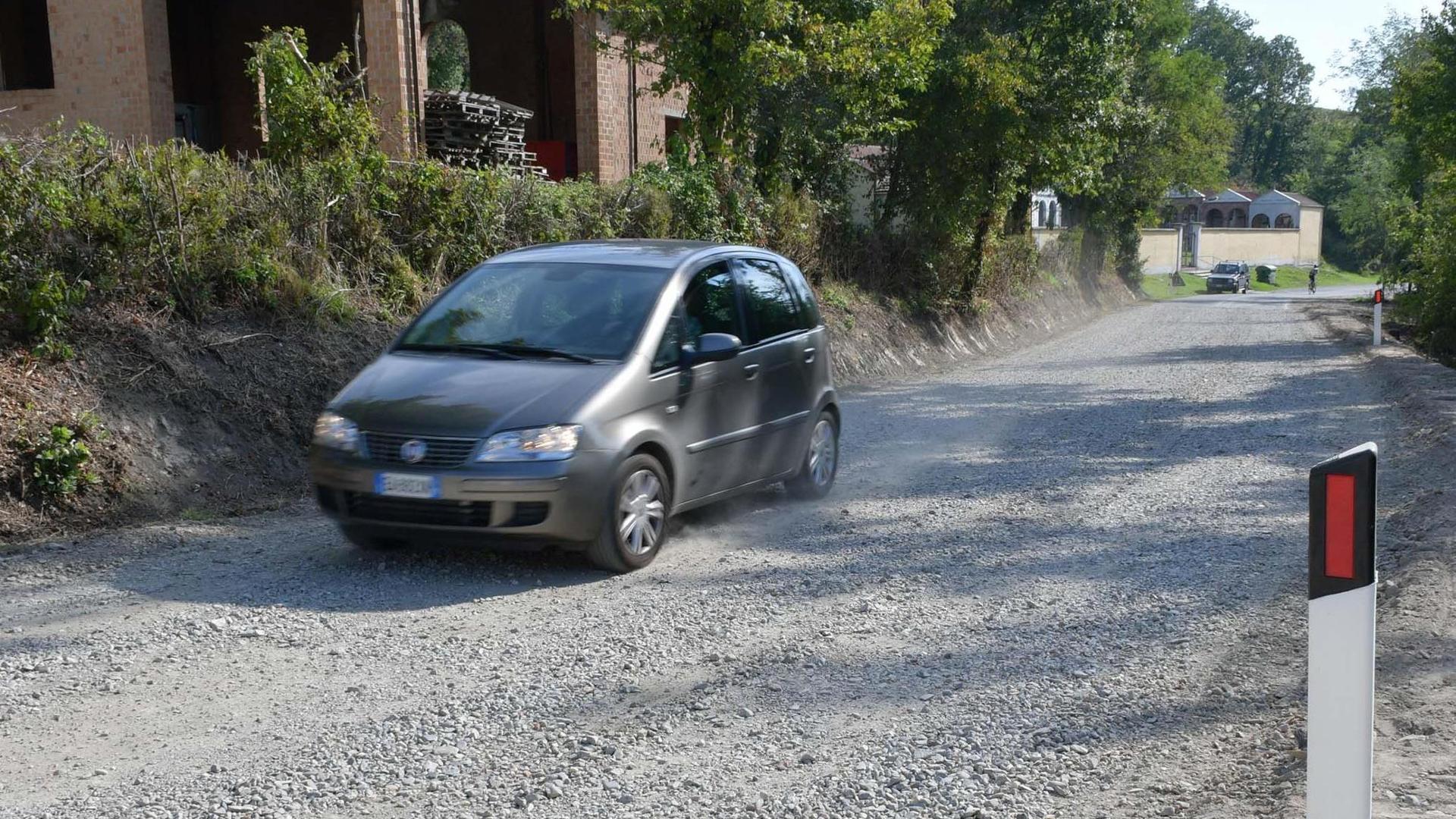 Sistemata la strada a rischio per la frana Sarà aperta martedì - La ...