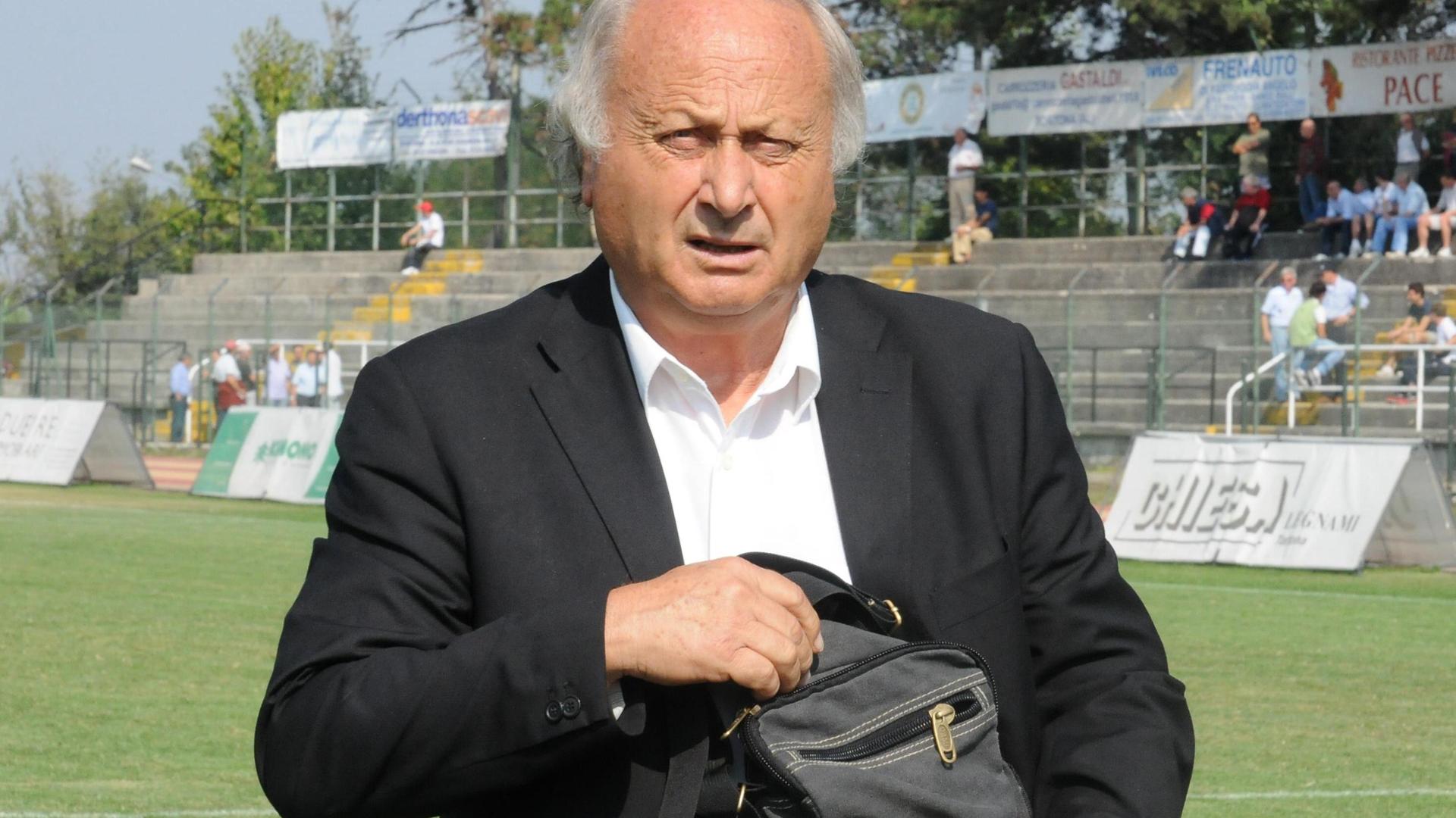 Addio ad Ambrogio Pelagalli, mediano del Milan che vinse la prima Coppa ...