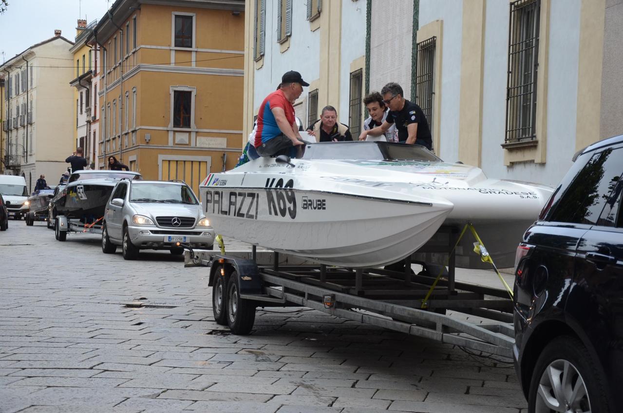 Raid Pavia-Venezia, sfilano le imbarcazioni della corsa su fiume più ...